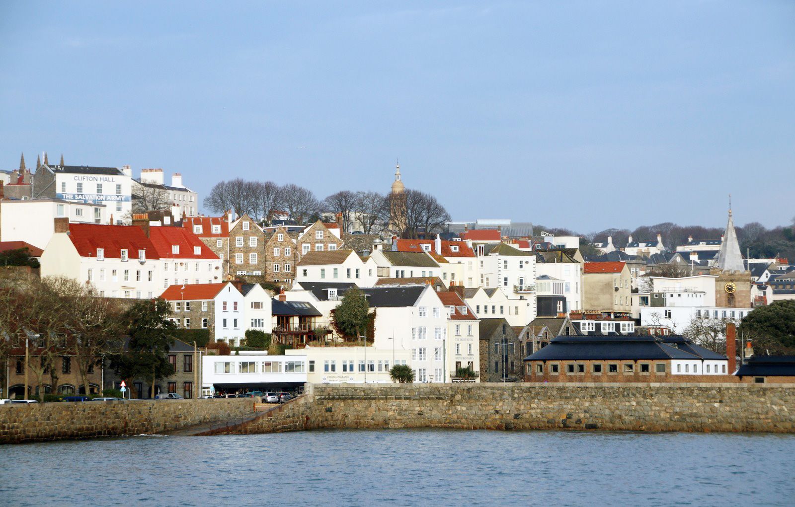 Stay connected with a Guernsey eSIM | 5G | Tier 1 network coverage ...